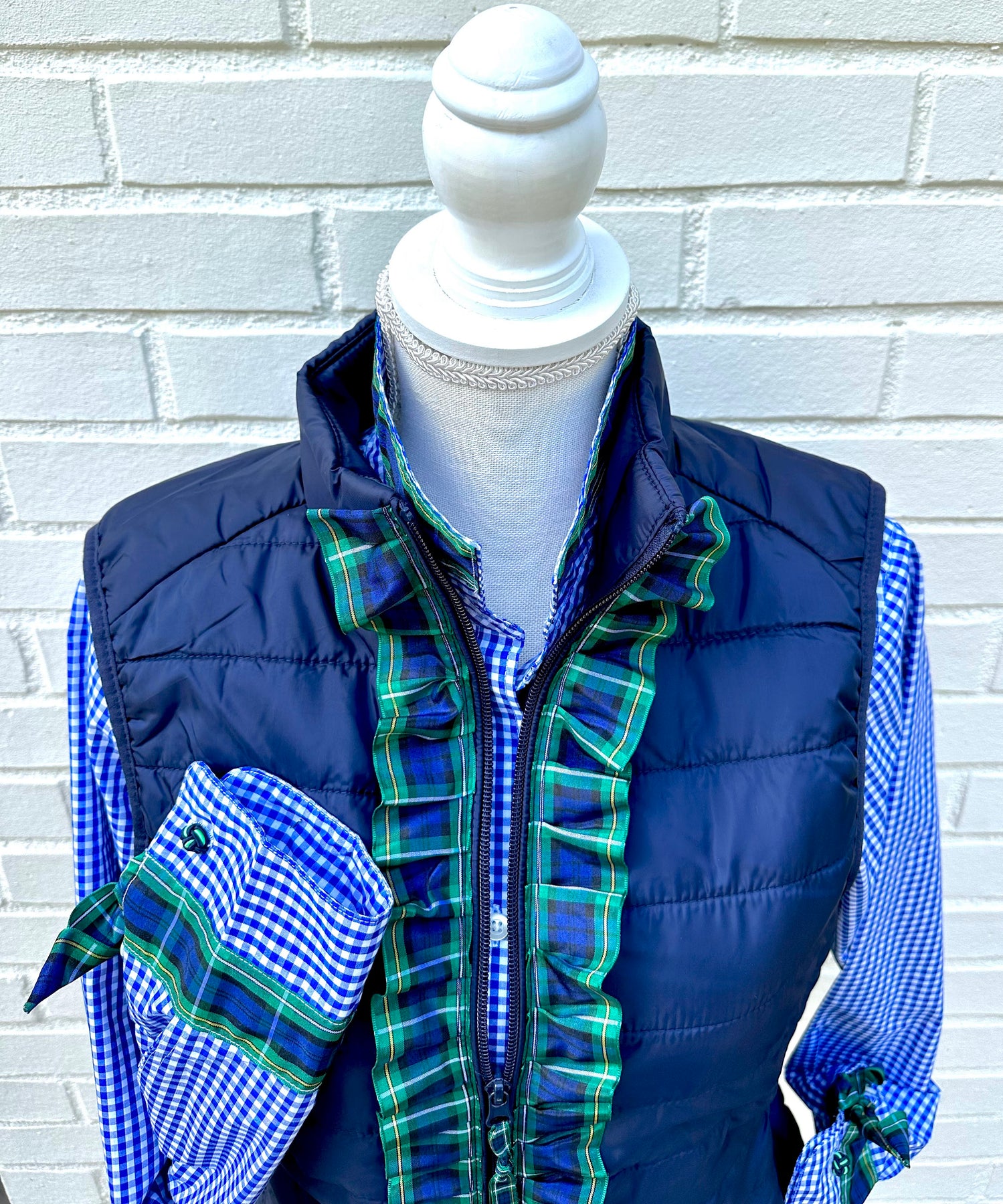 Puffer Ruffled Ribbon Vest – Pearly Vine